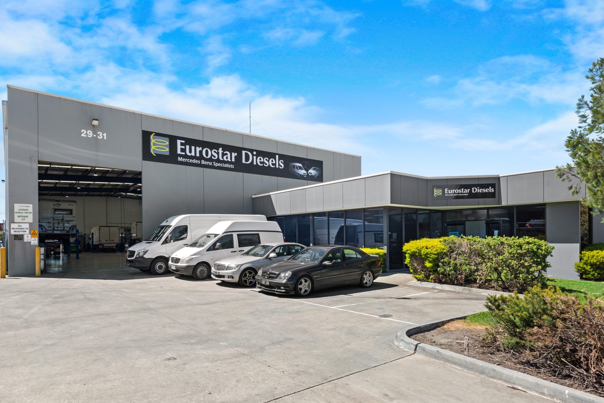 Mercedes Workshop & Facilities | Hallam & Sunshine West | Eurostar Diesels